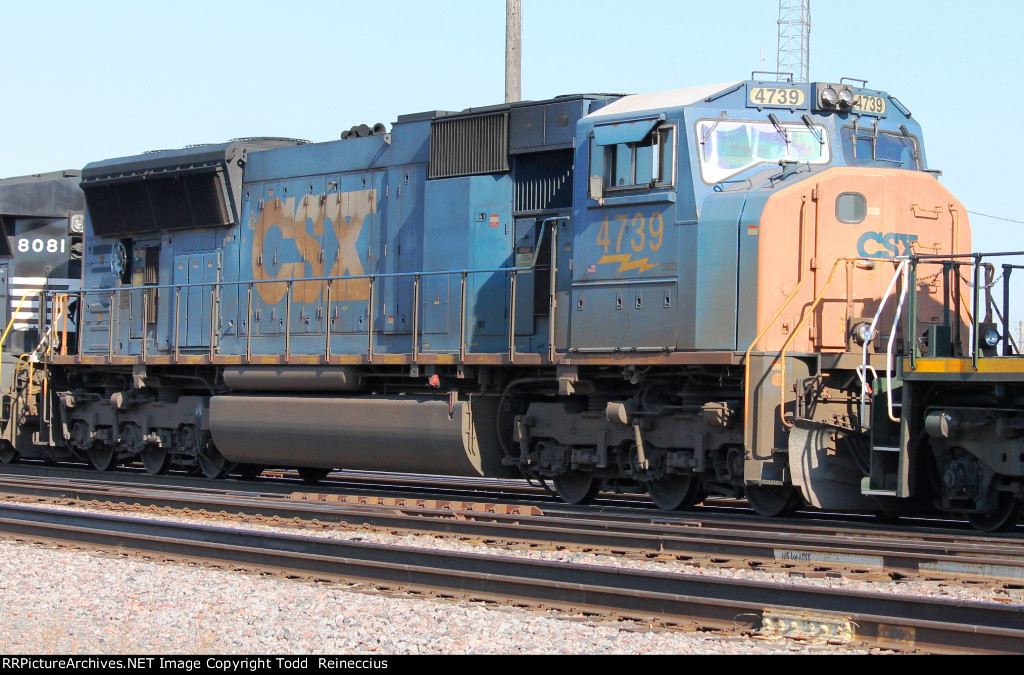 CSX 4739